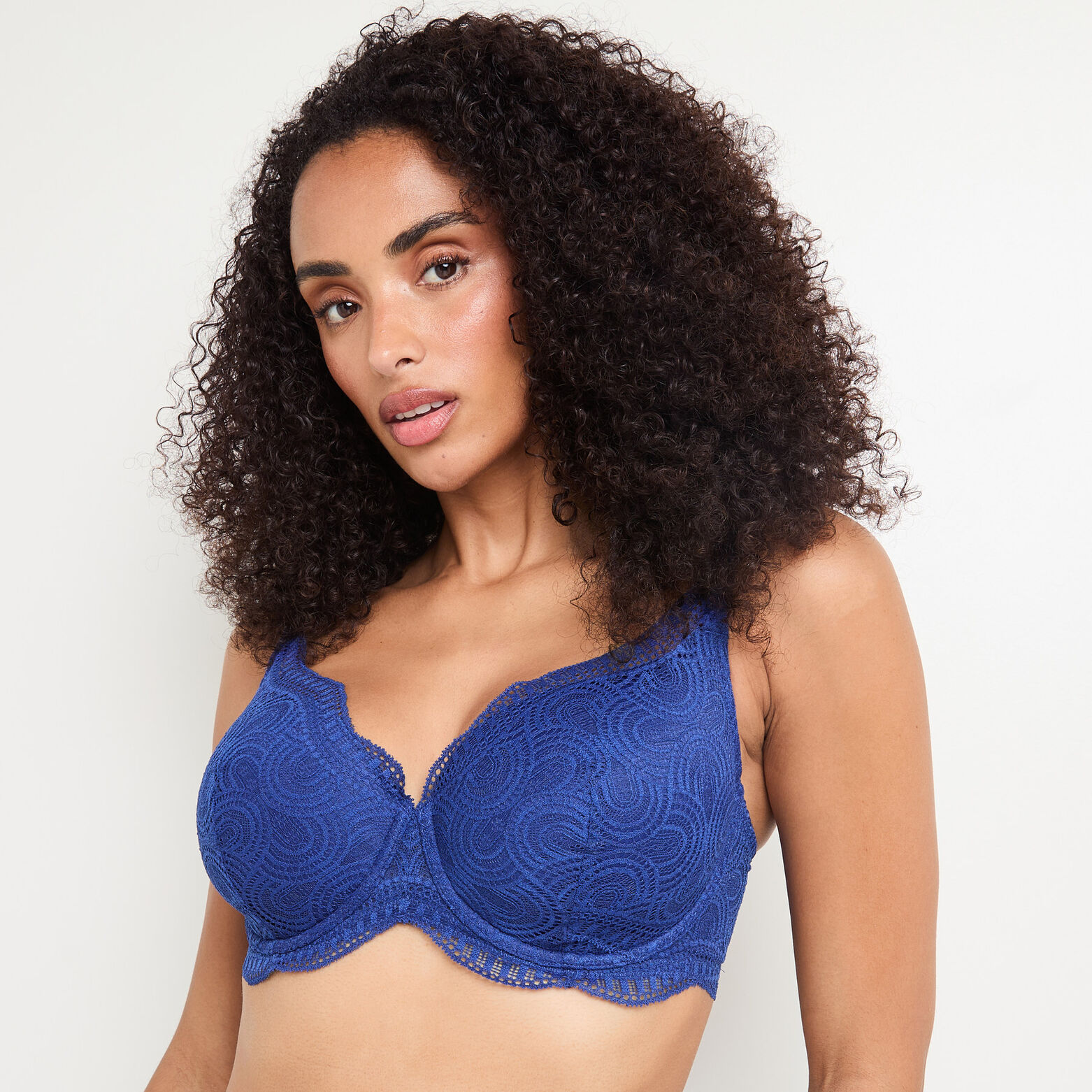 GRACE SOUTIEN-GORGE AMPLIFORME DENTELLE MARINE | RougeGorge